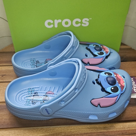 CROCS | Shoes | New Crocs Disney Lilo And Stitch Clog Shoes Size J4 Can ...